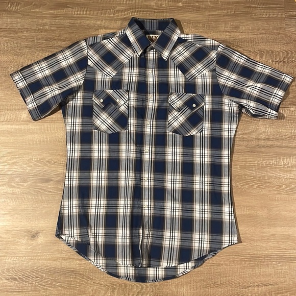 Ely Cattleman | Shirts | Vintage Ely Cattleman Western Yoke Short ...